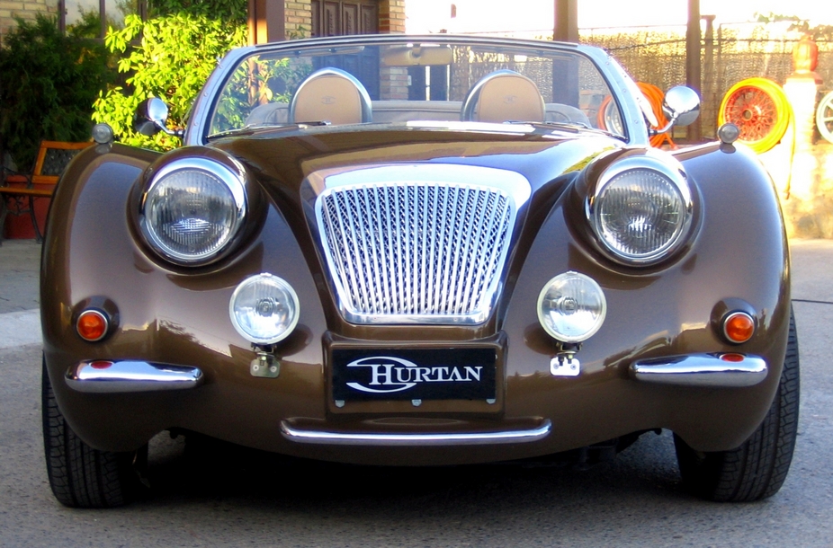 Hurtan Cabriolet 2+2 1.6 16 V (110 Hp)